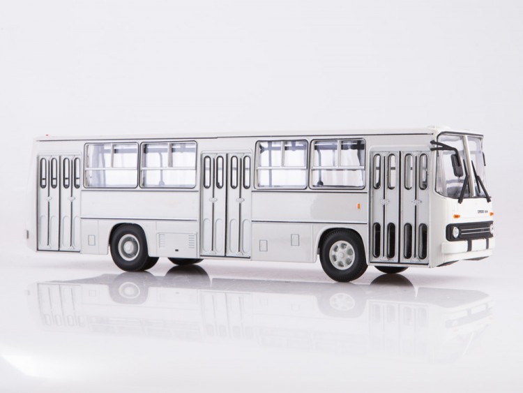 Купить 1:43 Ikarus-260 белый - в Seven Models